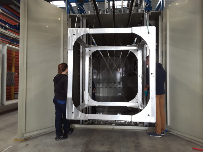 Traitement SurTec 650 sur pièces en aluminium - QUALICOLOR